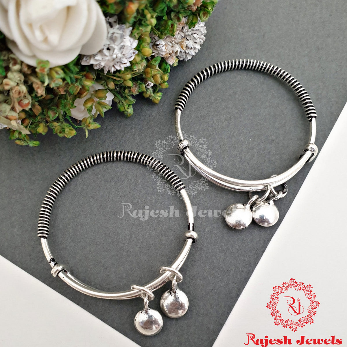 Elegant Pure Silver Oxidised Kadli – Rajesh Jewels